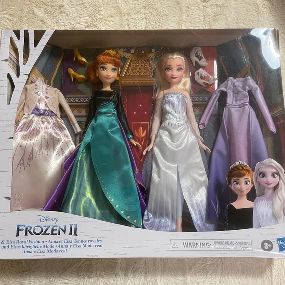 Disney | Toys | Copy Disneys Frozen 2 Anna And Elsa Royal Fashion ...
